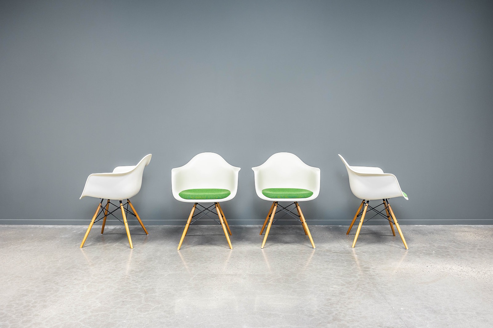 Eames DAW chairs – Pellegrinidesign