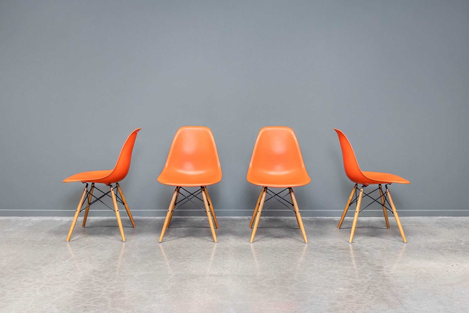 Eames DSW chairs – Pellegrinidesign